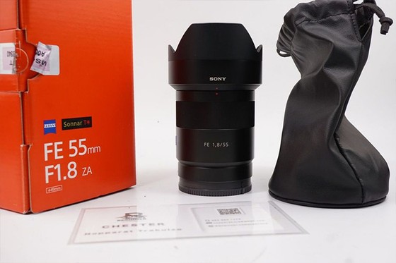 Sony FE 55 F1.8 ZA