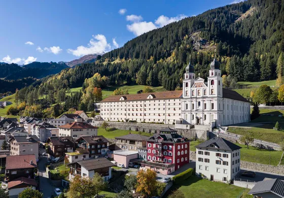 Swiss Boarding Schools Disentis & Zurich โรงเรียนประจำใน สวิตเซอร์แลนด์