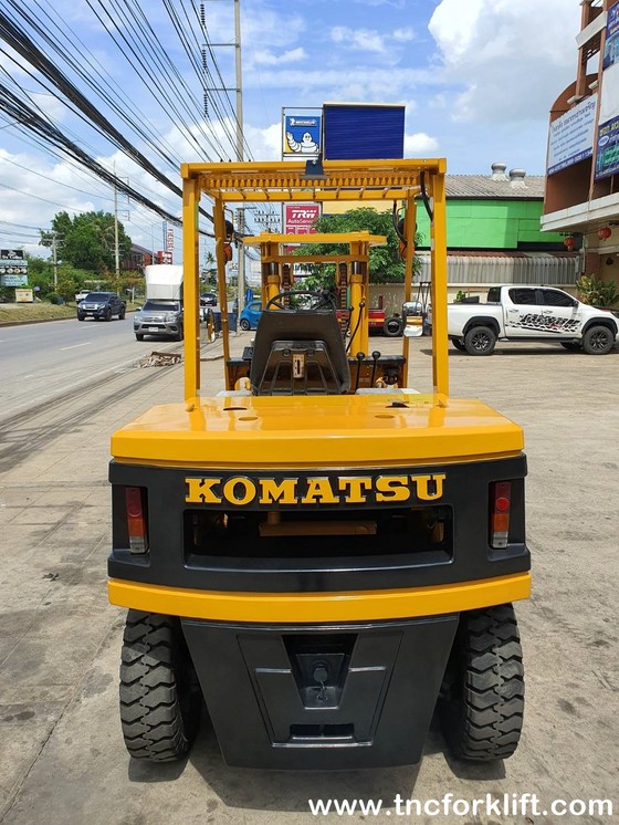 KOMATSU FD35-4