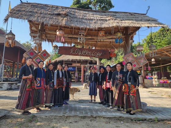 Ban Na Pa Nat, Loei