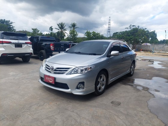 TOYOTA ALTIS 2012