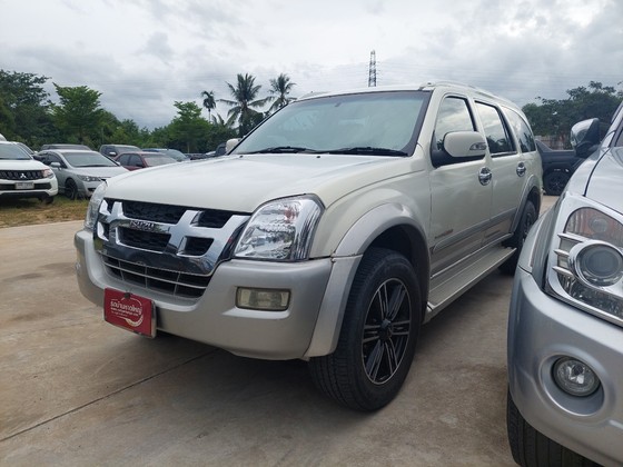 ISUZU MU-7 2005