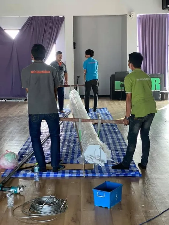 งานติดตั้งจอมอเตอร์ไฟฟ้า VERTEX 300นิ้ว16:10